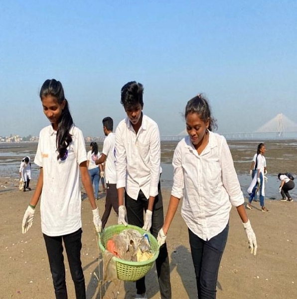 SIES COLLEGE OF COMMERCE & ECONOMICS